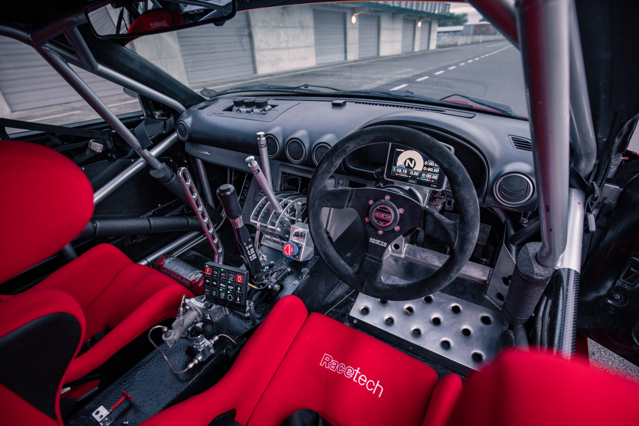 Peasants, your Lord is back - Lord Bemrose's 13B Rotary-Powered Ferrari ...